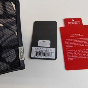 Tumi | Accessories | Tumi Alpha Gusseted Card Case Wallet Rfid Leather ...